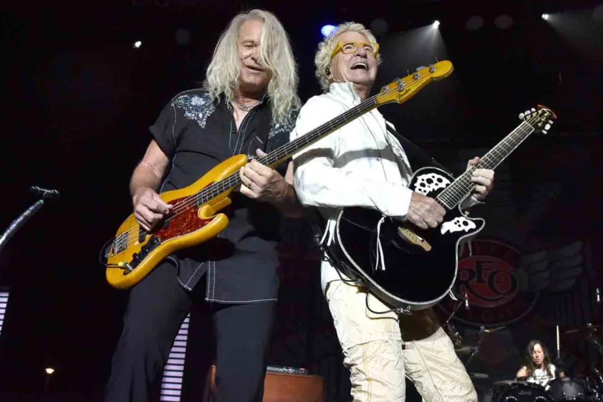 REO Speedwagon Bassist Responds To Fan’s Advice To Continue Without ...