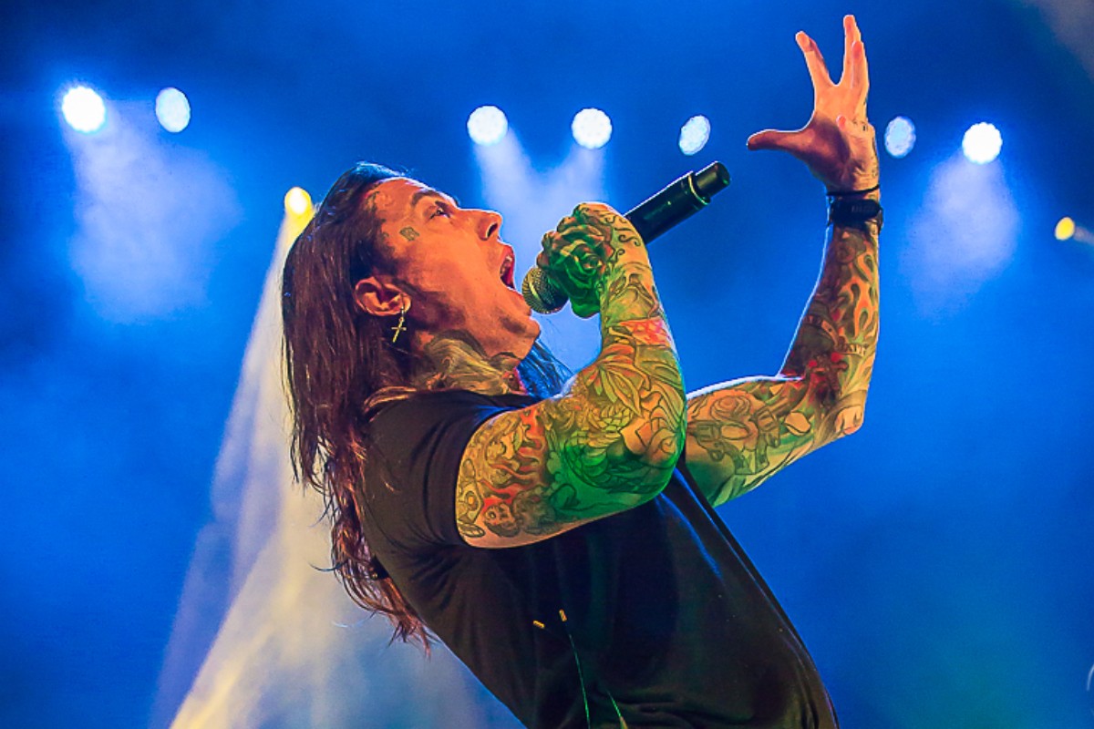 Ronnie Radke Calls Out Fan for Inappropriate Behavior During Concert