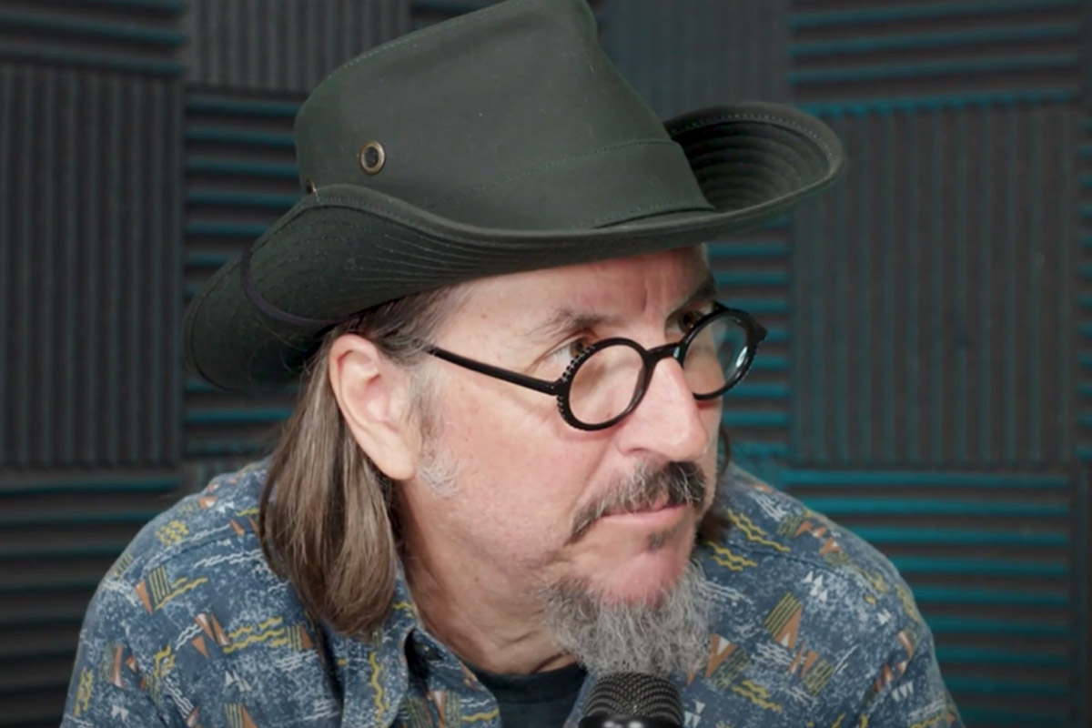 Primus Frontman Les Claypool Lists Iconic Tour Bus For $152,000
