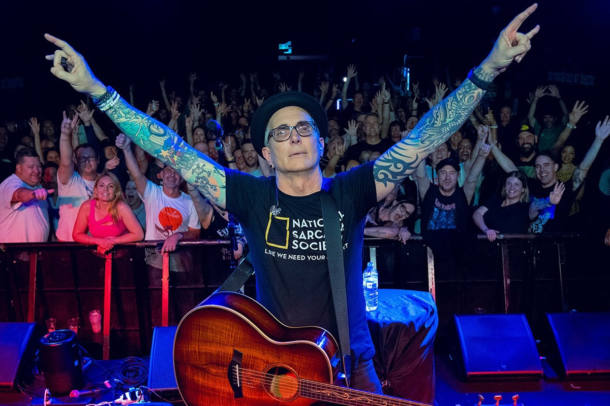 What's Everclear Frontman Art Alexakis' Net Worth In 2025?