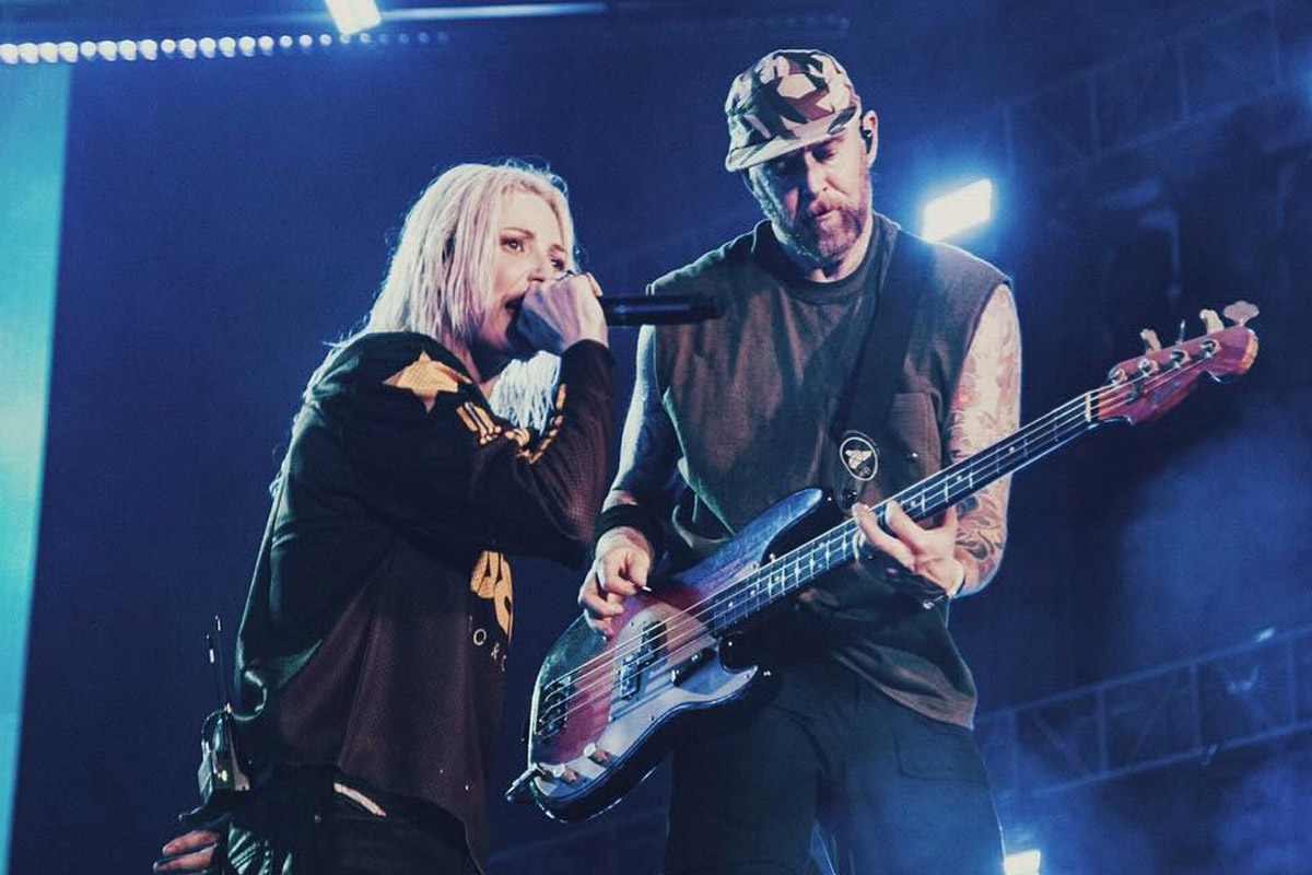 Linkin Park's Dave 'Phoenix' Farrell Praises Emily Armstrong's Vocal ...