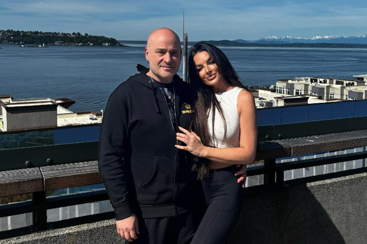 Disturbed's David Draiman Gets Engaged During Live Performance